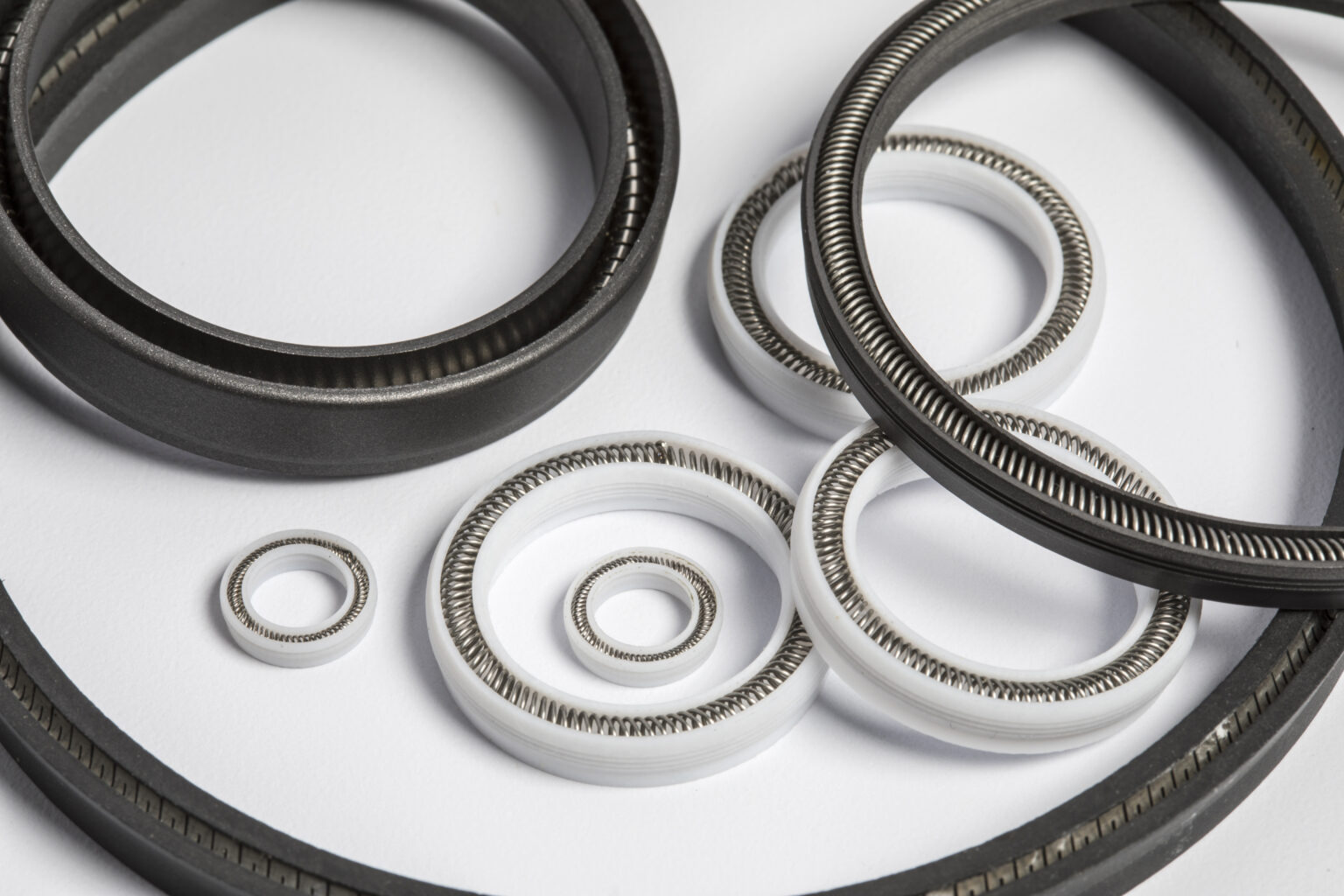 What are Spring Energized Seals - Advanced EMC Technologies | High ...